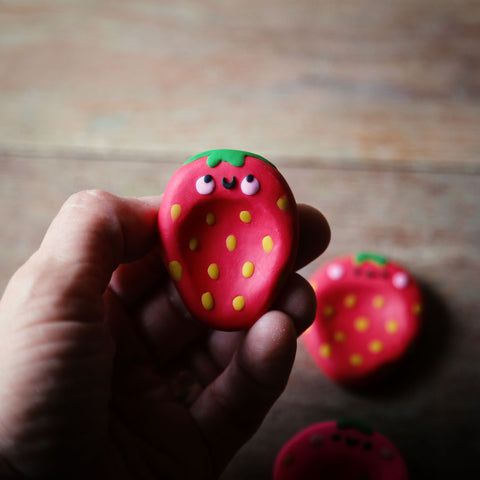 7:45pm Wed Apr 29th | Strawberry Calmies – 4Cats